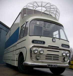 Mobile Cinema: Vintage Bus Turned Into Stunning Movie Theater! | Bit Rebels