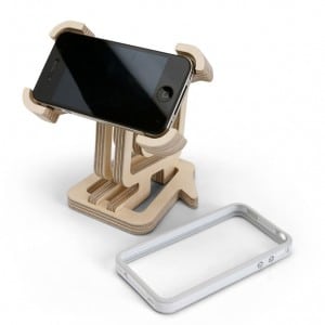 IconicStand: Custom Make Your Own iPhone 4 Stand | Bit Rebels