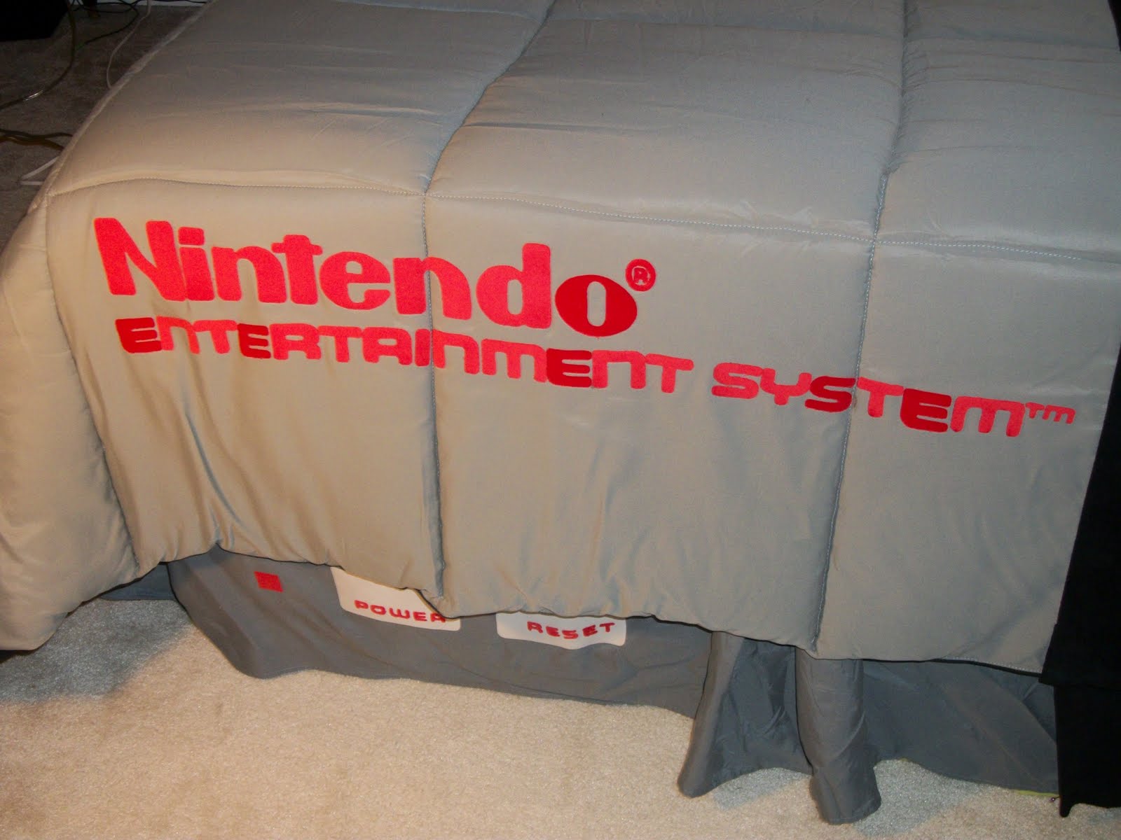 Exclusive Nintendo NES Bed Sheets For The Retro Geek