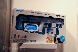 App Gun: Turns Your iPhone Into A Toy Gun Simulator | Bit Rebels