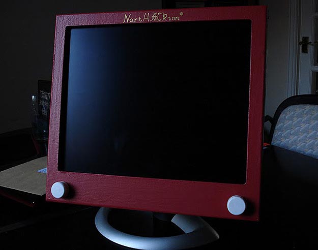 The Geeky Etch-A-Sketch Computer | Bit Rebels