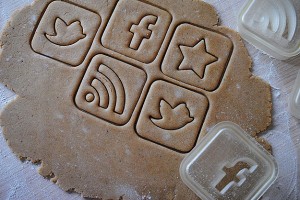 Cookies For Geeks: A Delicious Social Media Client Gift | Bit Rebels