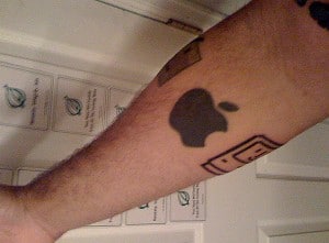 The Mac Daddy Collection Of Apple Logo Tattoos [20 Pics] | Bit Rebels