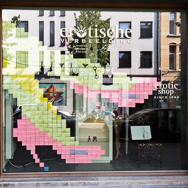 12 Post-It Note Window Designs From Around The World | Bit Rebels
