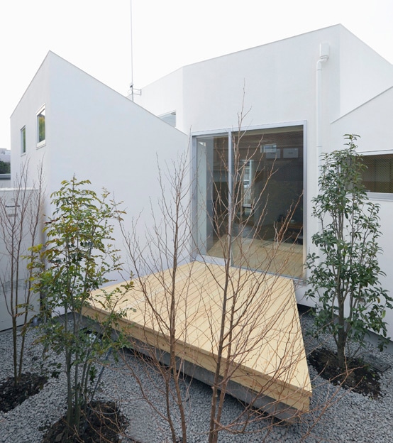 Unusual Architecture: The House Made From 6 Trapezoids