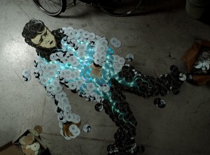 Creative Portraits Carefully Created By Using CDs