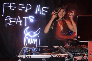 LightBomber App: Jazz Up Your Photos With Light Painting