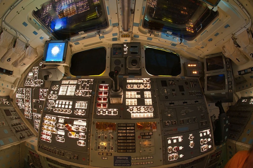 Spectacular Space Shuttle Flight Decks [10 Photos]