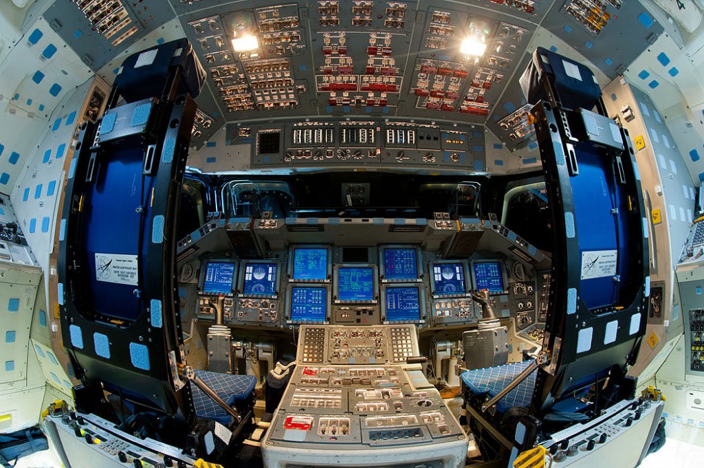 Spectacular Space Shuttle Flight Decks [10 Photos]