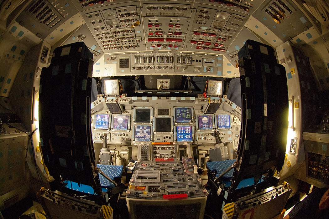 Spectacular Space Shuttle Flight Decks [10 Photos]
