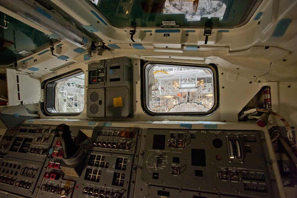 Spectacular Space Shuttle Flight Decks [10 Photos]