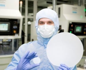 World's Most Expensive Data Storage Disk Is Made From Sapphire