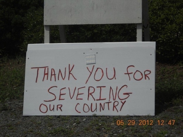 Funny Grammar Mistakes On Signs In America [20 Pics]