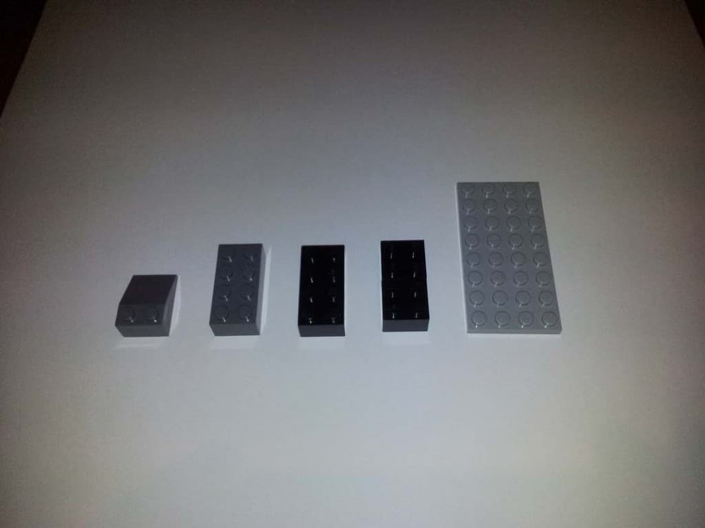 2 DIY Simple & Sturdy LEGO iPad Stands Built By Kids