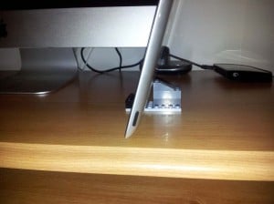2 DIY Simple & Sturdy LEGO iPad Stands Built By Kids