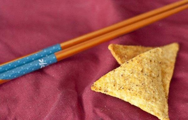 How Smart Geeks Keep Their Hands Clean While Snacking & Typing/Gaming