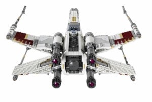 Official LEGO X-Wing Made Out Of An Impressive 1,558 LEGO Blocks