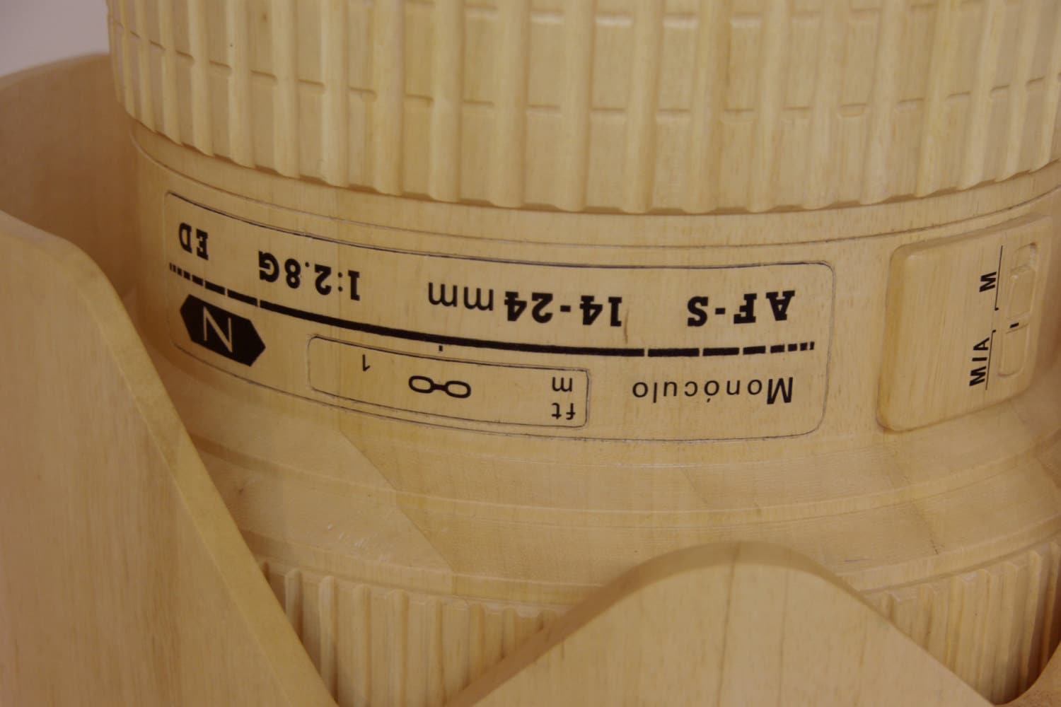 DSLR Paparazzi Wooden Hanging Lamp Looks Just Like The Camera Lens
