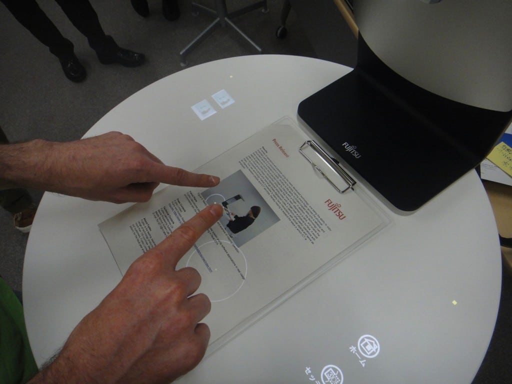 Innovative Software Turns A Piece Of Paper Into A Touchscreen | Bit Rebels