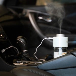 USB Portable Humidifier Fits In Your Bag & Screws On A Bottle Of Water ...