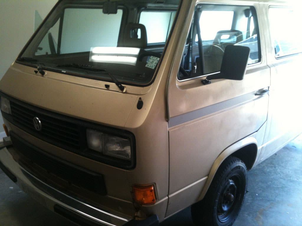Sharpie Art: Neighbors Decorate A Volkswagen Van With Black Sharpies ...