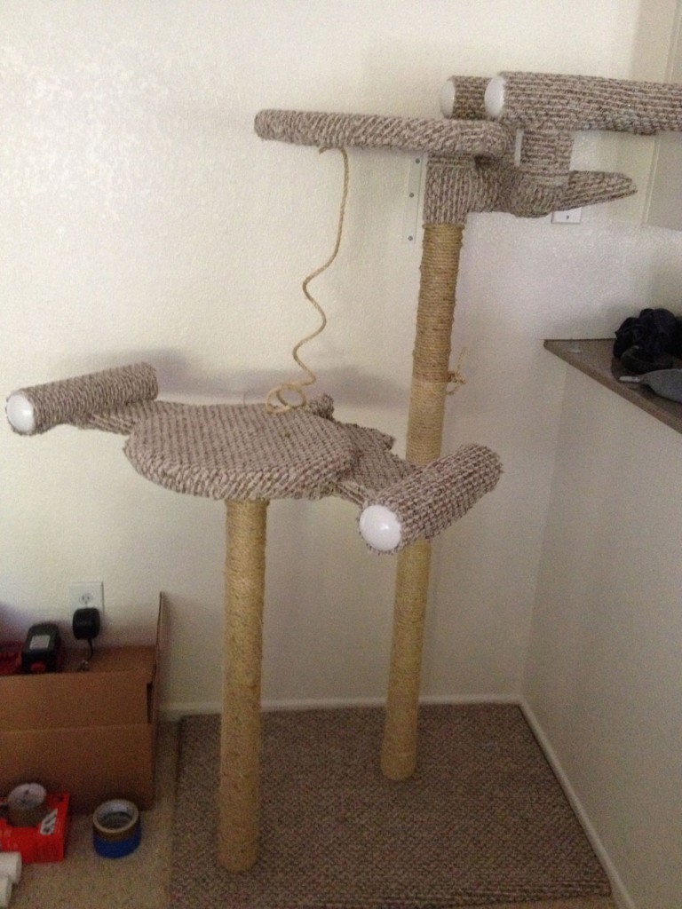 DIY Star Trek Cat Tree Is Inspired By USS Enterprise & Romulans | Bit ...
