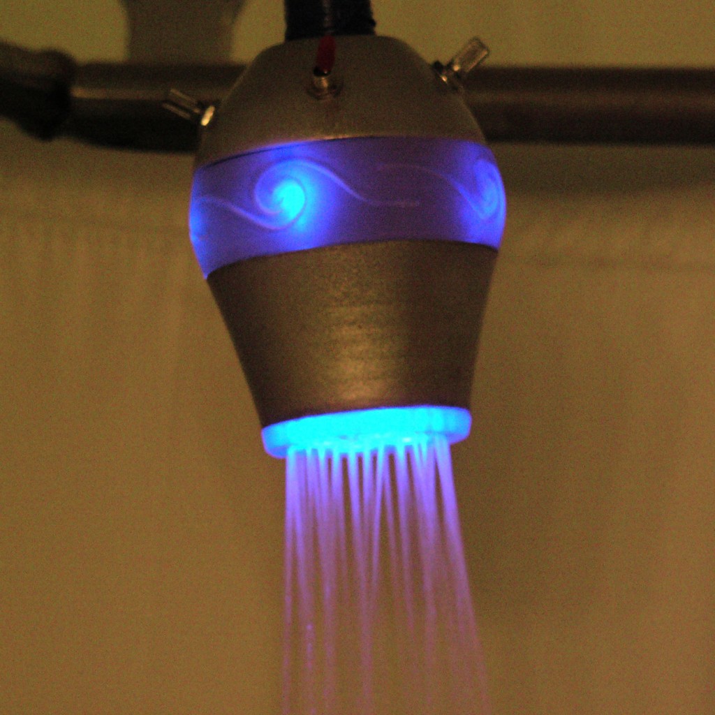 Innovative Shower Head Beautifully Reminds Us To Conserve Water | Bit ...