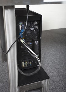 Paradise Computer Desk Is Your Modern Tangled Cord Fighter | Bit Rebels