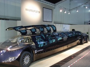 Superbus: World's Coolest & Sporty Looking Limousine | Bit Rebels