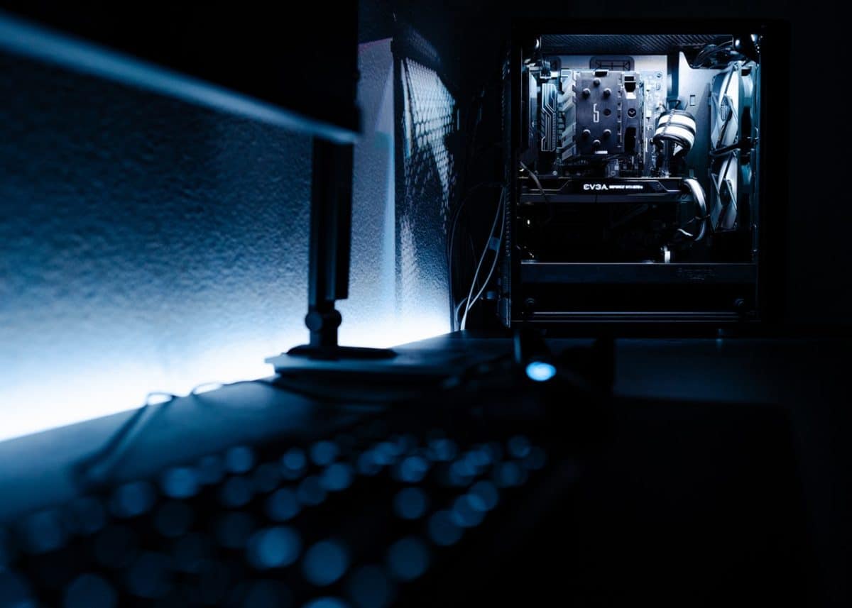 Parts You'll Need To Build Your First Gaming PC [Infographic] | Bit Rebels