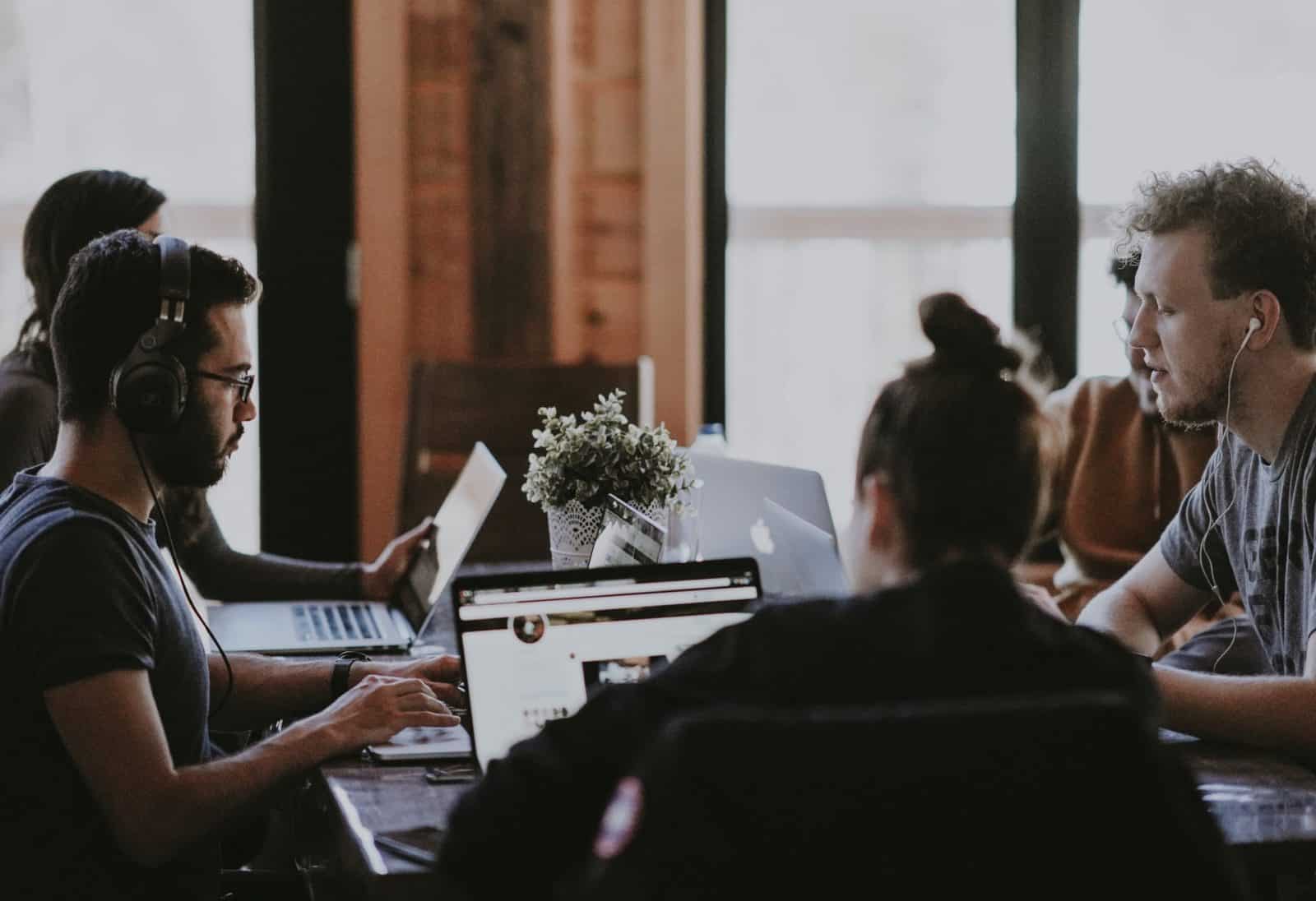 8 Reasons Why Every Company Needs An IT Support Team | Bit Rebels