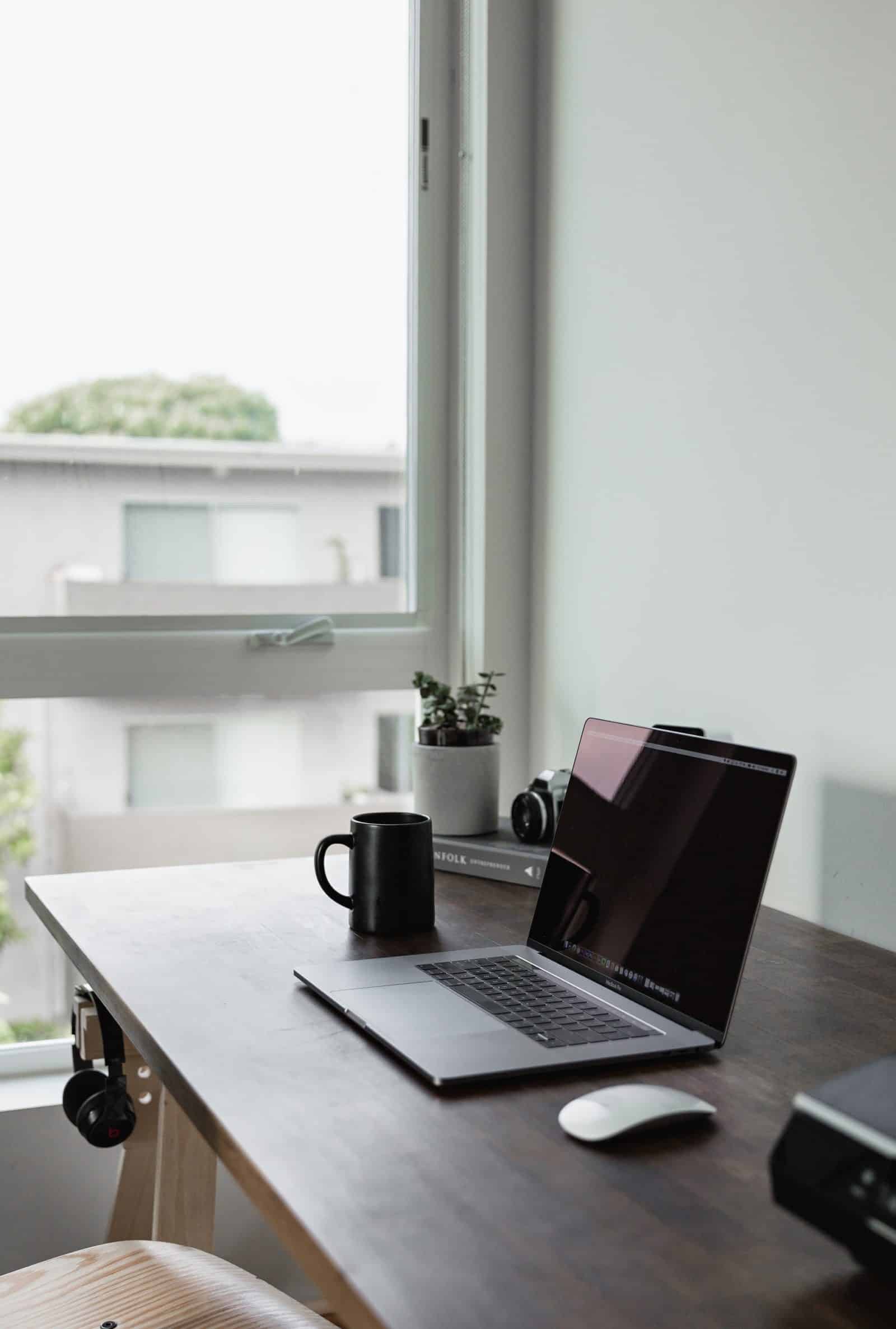 What Are The Pros And Cons Of A Home Office For An Entrepreneur? | Bit ...