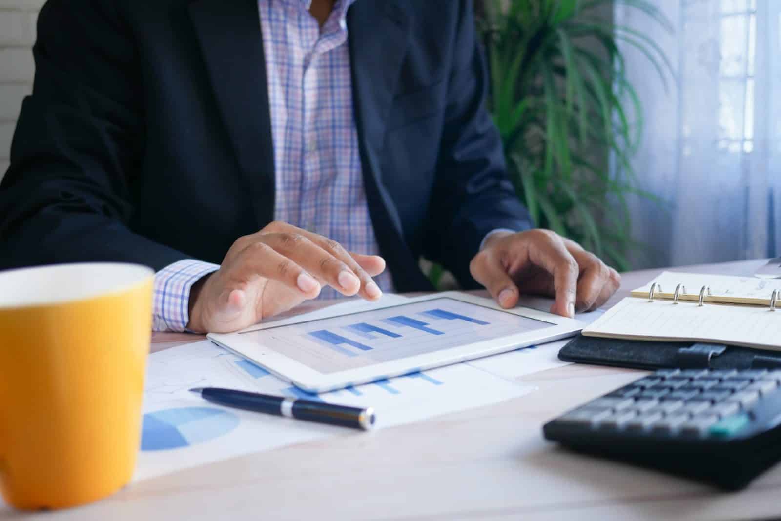 This Is What A Modern Marketing Professional Looks Like [Infographic ...