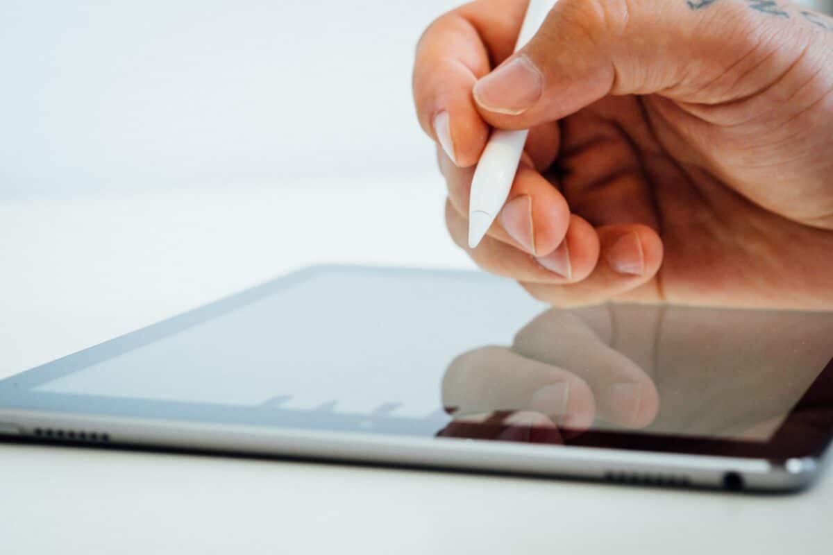 Everything You Need To Know About Electronic Signatures | Bit Rebels