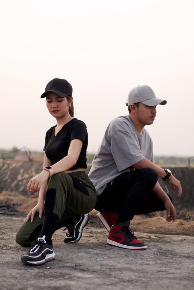 5 Top Ways To Enhance Your Look With A Solid Baseball Cap | Bit Rebels