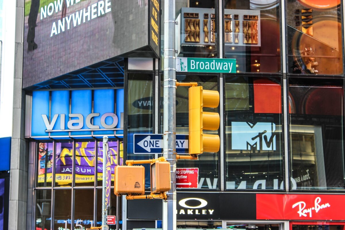 How David Petro's Broadway & Casting Director Career Translates To The ...
