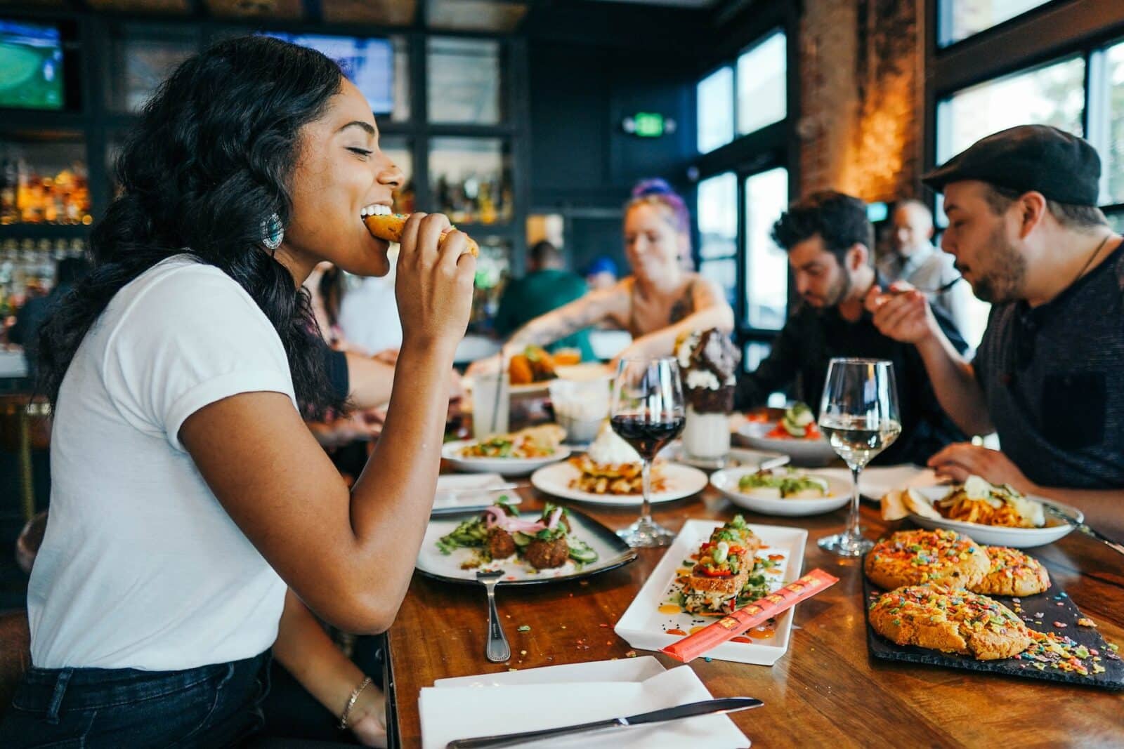 The Best Ways To Attract More Customers To Your Restaurant | Bit Rebels