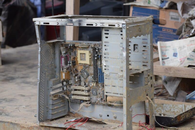 Computer Recycling Explains How To Minimize Your E-Waste In 2022 | Bit ...