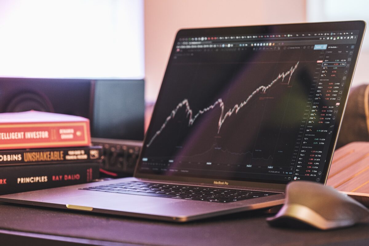 All You Need To Know About Investing In Stocks | Bit Rebels