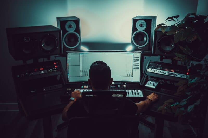 How Musicians Are Using Technology | Bit Rebels
