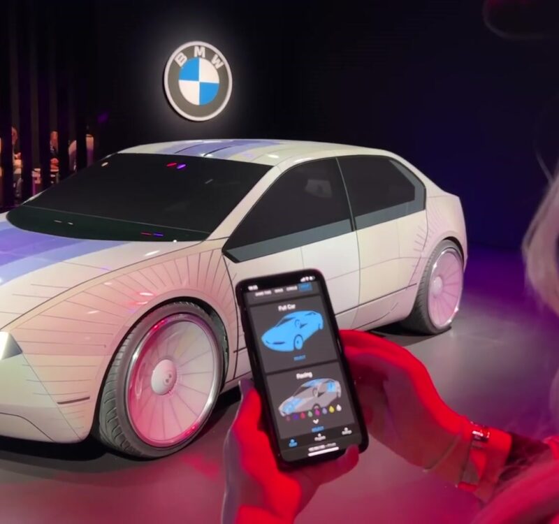 BMW i Vision Dee Turns Cars Into Color Changing Canvases | Bit Rebels